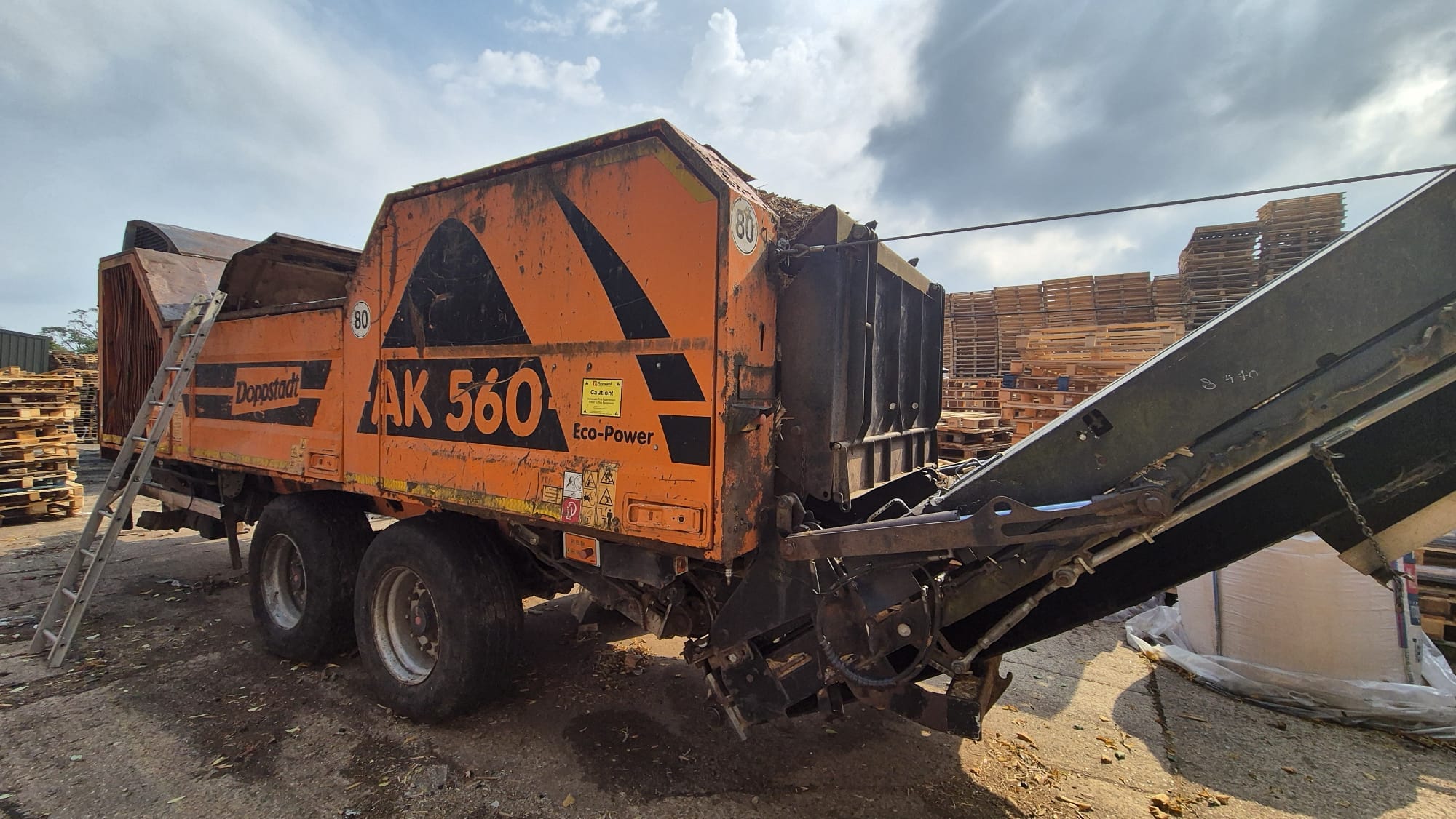 Doppstadt AK 560 – High Speed Shredder | OVS Recycling